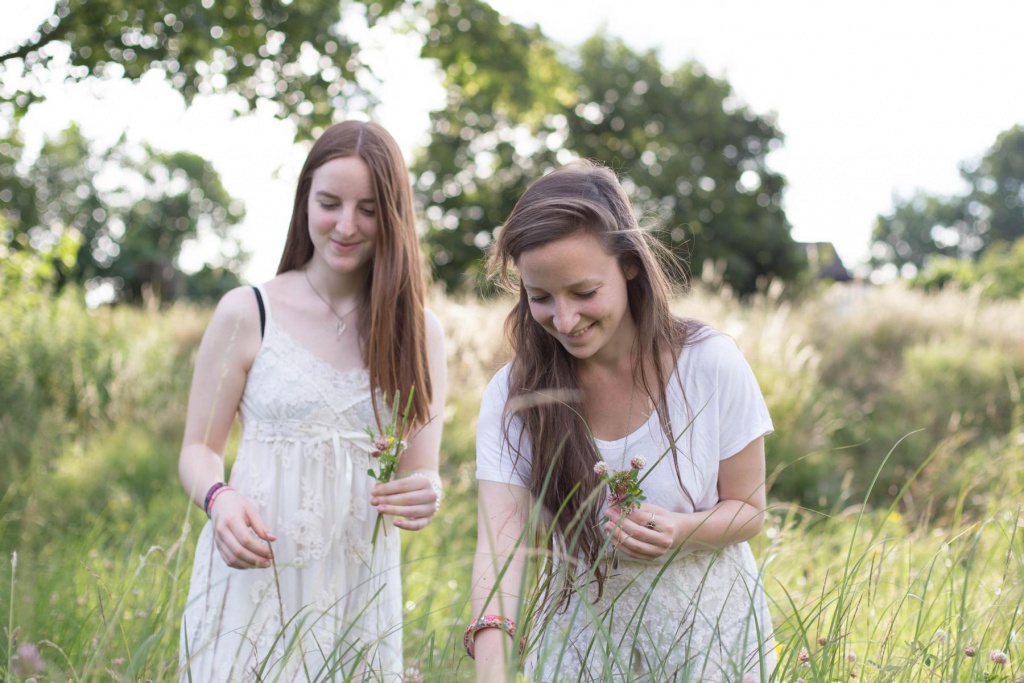 SCHWESTERN LUISE & LENA | Anne Klein Fotografie