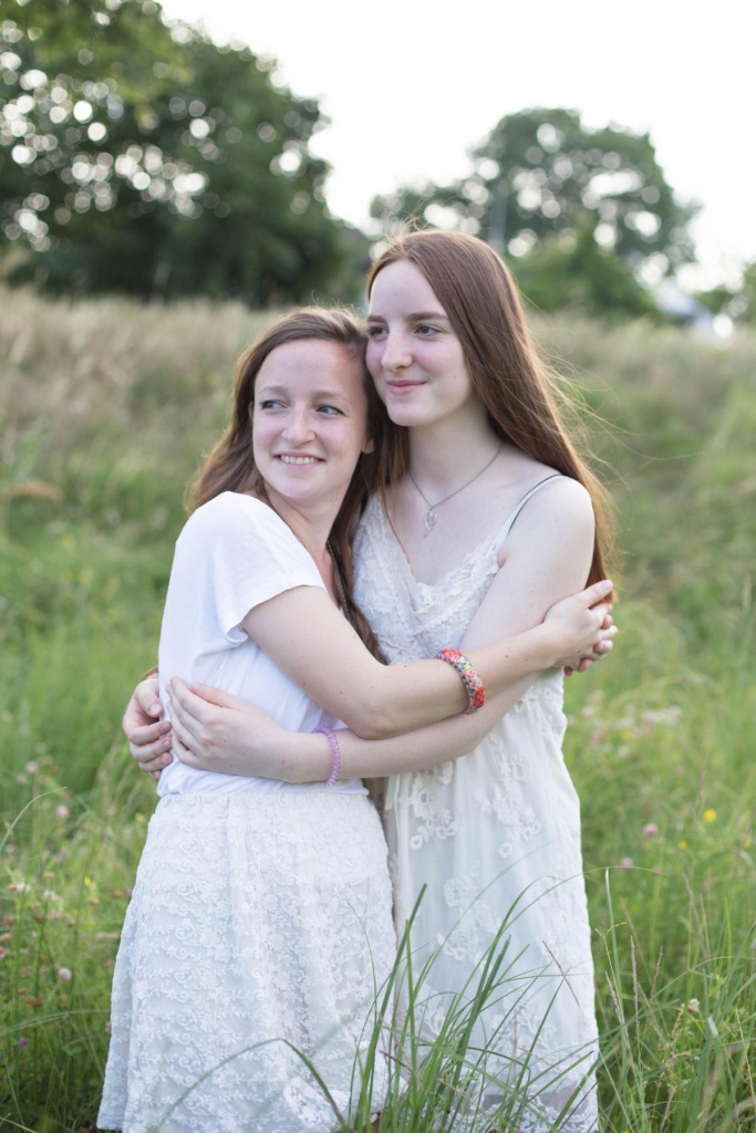 SCHWESTERN LUISE & LENA | Anne Klein Fotografie