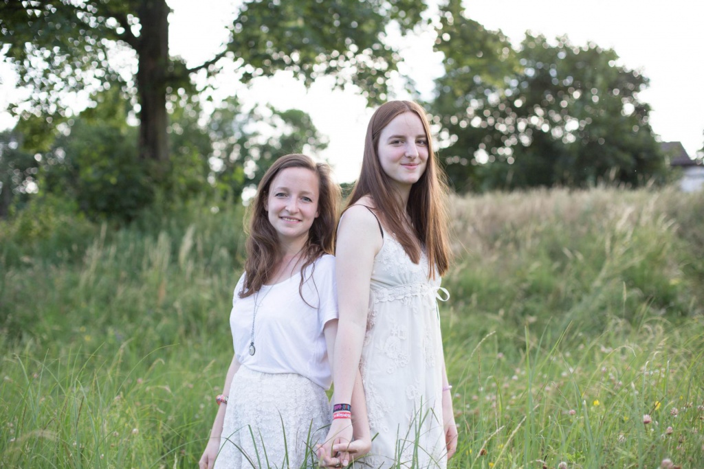 SCHWESTERN LUISE & LENA | Anne Klein Fotografie